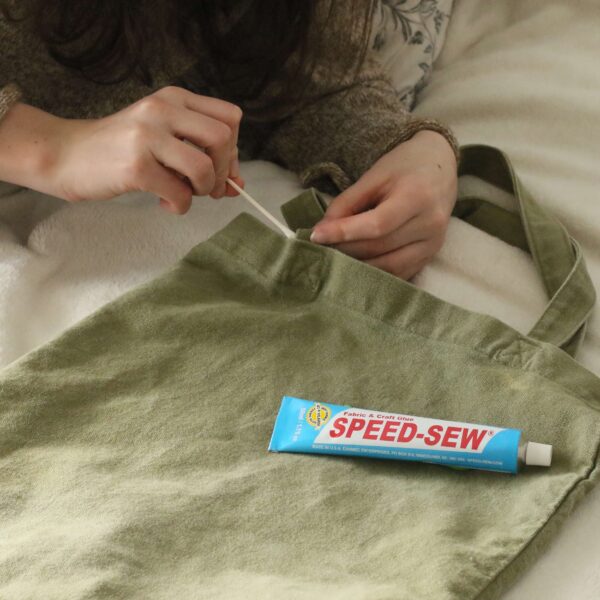 Speed-Sew Fabric Glue – Speed-Sew Fabric Glue (Crafts & Workwear)